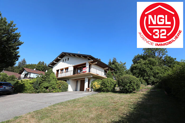 Maison 9 pièces à Cruseilles, à vendre