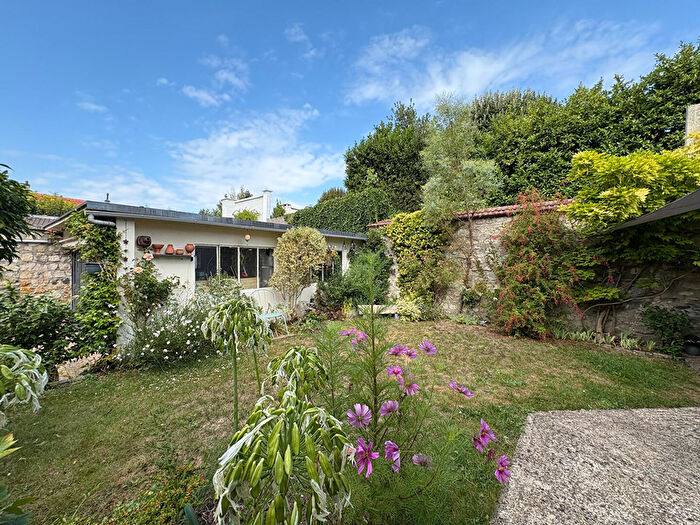 Maison 7 pièces à vendre à Maurecourt