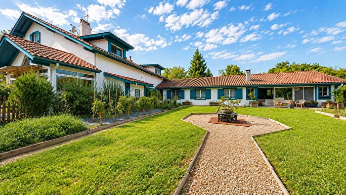 Arcangues : Maison 18 pièces à vendre