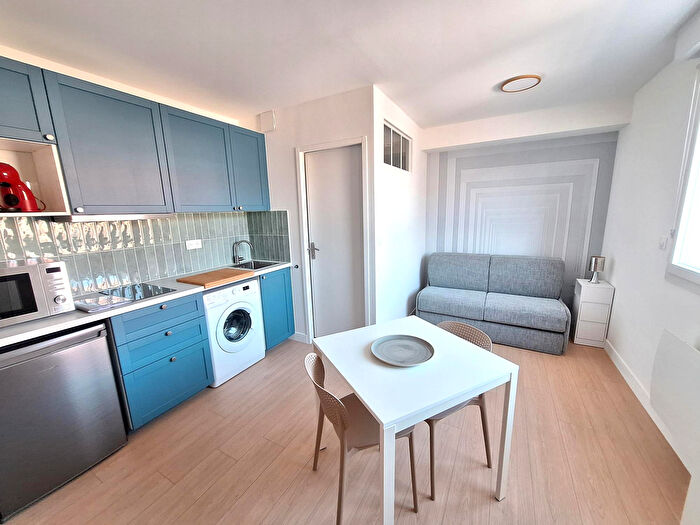 Les Sables-d'Olonne, Les Roses, Route du Château d'Olonne : Appartement 1 pièce à louer