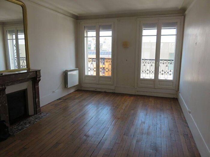 Clignancourt-Jules Joffrin, Paris 18ème arrondissement : Appartement 3 pièces à louer