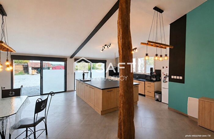 Maison 5 pièces à vendre - Antezant-la-Chapelle