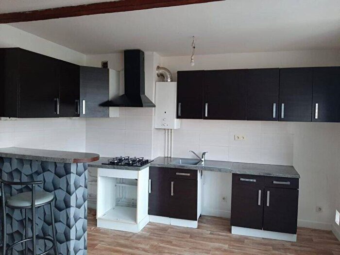 Appartement à louer - La Bastide-Lannedarre, Lourdes - 4 pièces - 3 chambres