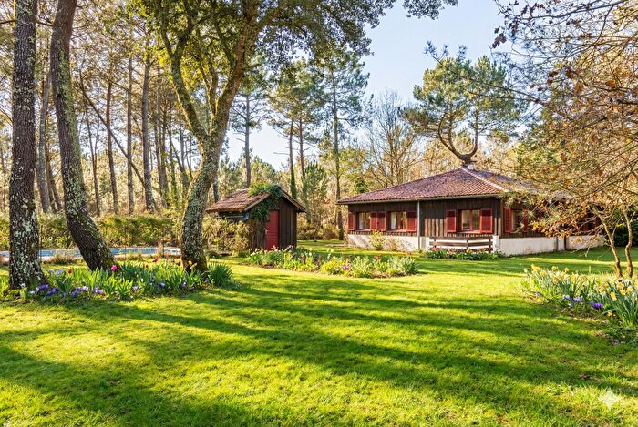 Maison à vendre - Vielle-Saint-Girons - 5 pièces - 4 chambres