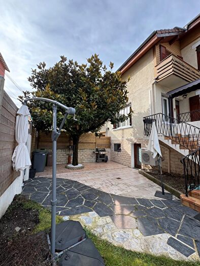 Maison à vendre - Grenoble, La Capuche, Grands Boulevards - 1 chambre