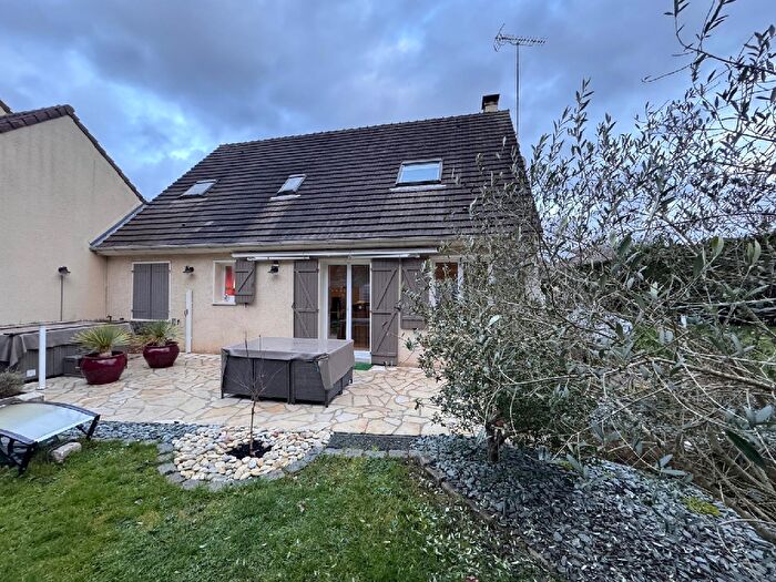 Maison à vendre - Valmondois - 5 pièces - 3 chambres