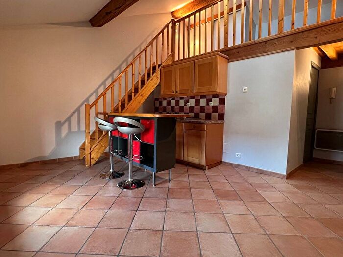 Champagne-au-Mont-dOr : Appartement 1 pièce à louer