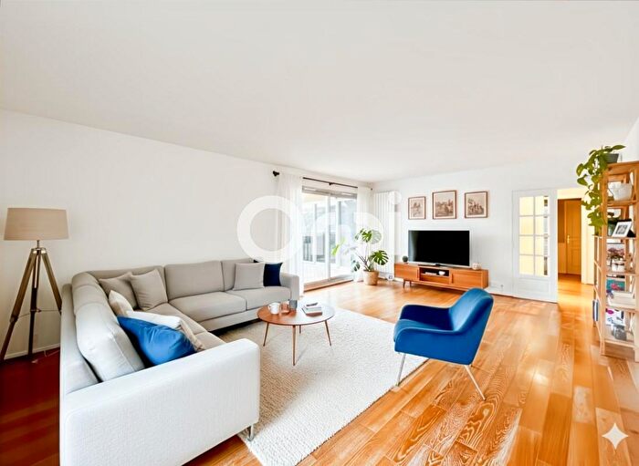 Appartement à vendre - Le Chesnay, Nouveau Chesnay - 5 pièces - 4 chambres