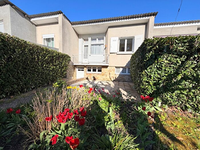 Maison à vendre - Gueugnon - 5 pièces - 2 chambres