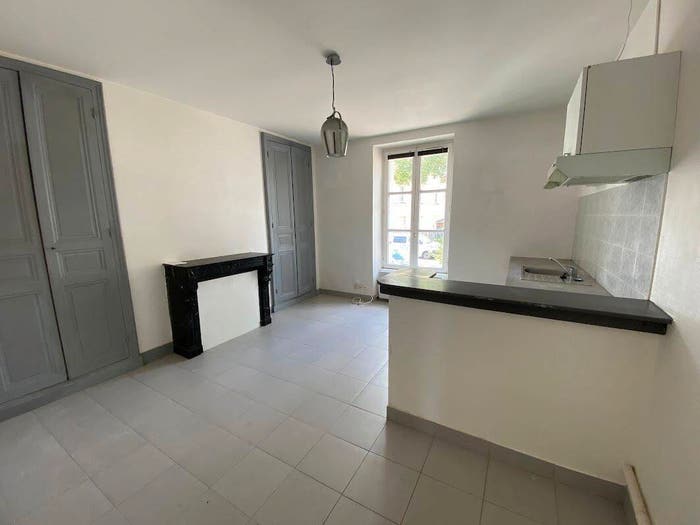 Appartement 2 pièces à louer à Doutre-Saint Jacques-Nazareth, Angers