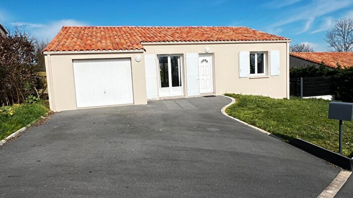 Maison à vendre - La Flocellière - 4 pièces - 2 chambres