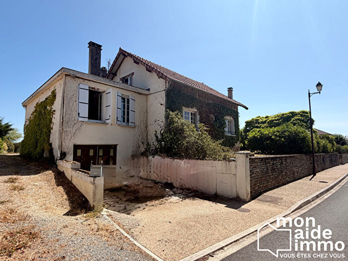 Maison 5 pièces à vendre - Saint-Martin-de-Fressengeas