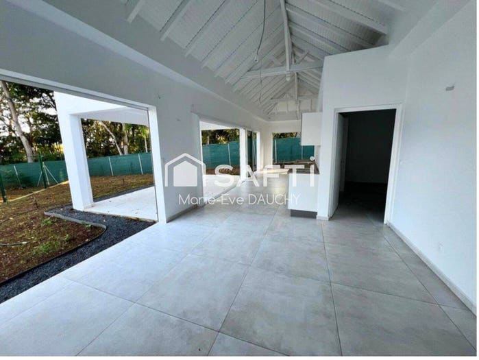 Maison 4 pièces à Baie-Mahault, à louer