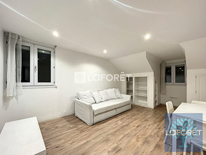 Vigneux-sur-Seine, Gros Buisson, Gare : Appartement 2 pièces à louer