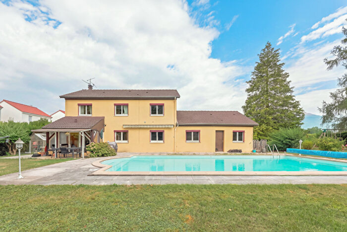 Maison 7 pièces à vendre - Saint-Genis-Pouilly