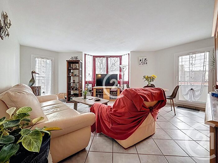 Appartement à vendre - Montreuil, Signac, Mûrs à Pêches - 4 pièces - 3 chambres