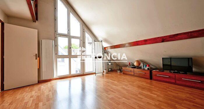 Appartement à vendre - Saint-Ouen-lAumône, Centre-ville, Prairie - 2 pièces - 1 chambre