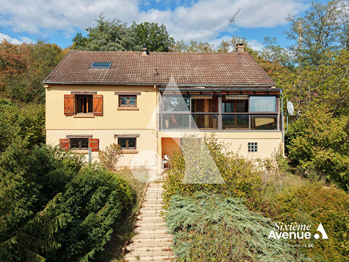 Maison 8 pièces à vendre à Chamarande