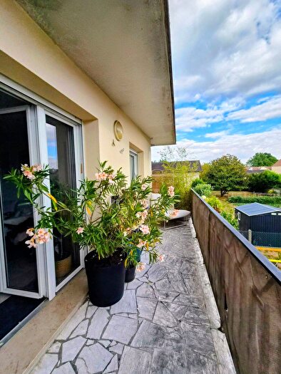 Appartement 4 pièces à Grobois-Mare Armee-Sabliere, Yerres, à louer