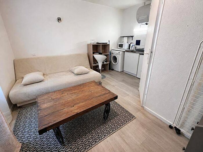 Appartement 1 pièce à louer à Centre Ancien, Figeac