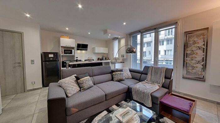 Appartement à vendre - Grenoble, La Capuche, Grands Boulevards - 3 pièces - 2 chambres