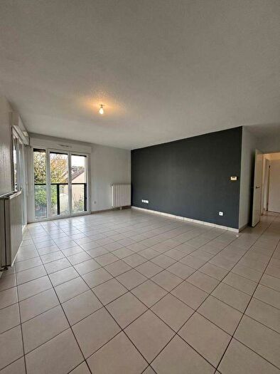 Appartement à louer - Bois et Forêt de Fontainebleau, Dammarie-les-Lys - 3 pièces - 2 chambres