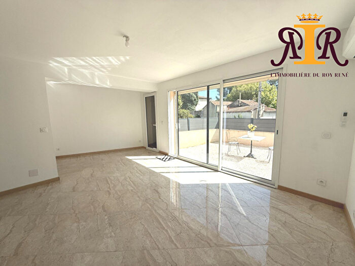 Maison à vendre - Salon-de-Provence - 4 pièces - 3 chambres