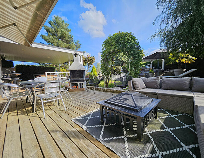 Maison à vendre - Annecy-le-Vieux, Annecy-le-Vieux Nord - 7 pièces - 4 chambres