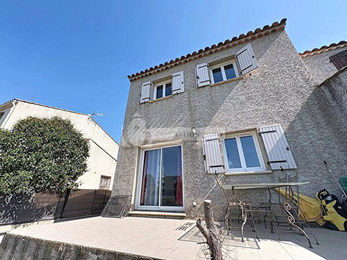 Maison 4 pièces à Arles, Trébon, à vendre