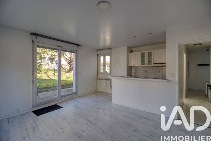 Appartement à louer - La Chataigneraie, Saint-Leu-la-Forêt - 2 pièces - 1 chambre