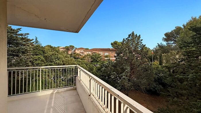 Appartement à vendre - Saint-Raphaël, Les Arênes - 3 pièces - 2 chambres