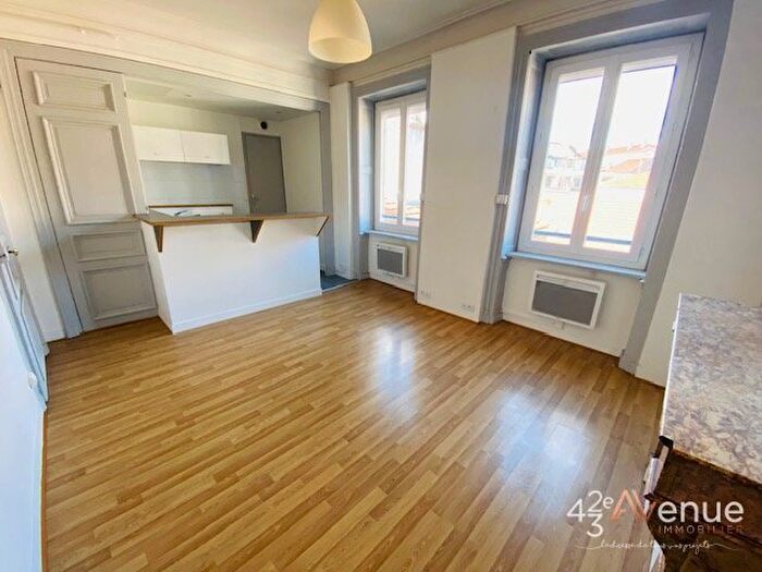 Appartement à louer - Saint-Étienne, Centre-ville, Peuple, Chavanelle - 1 pièce - 1 chambre
