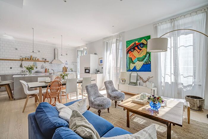 Appartement à vendre - Nice, Le Port - 4 pièces - 3 chambres