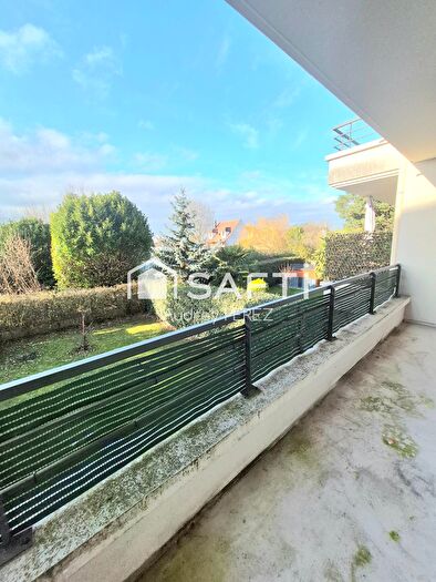 Appartement à vendre - Pontault-Combault, Centre commercial - 3 pièces - 2 chambres