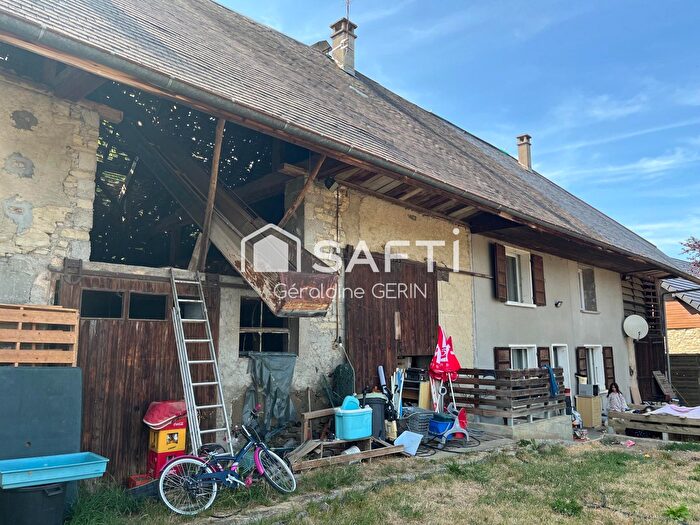 Maison 6 pièces à Massingy, à vendre
