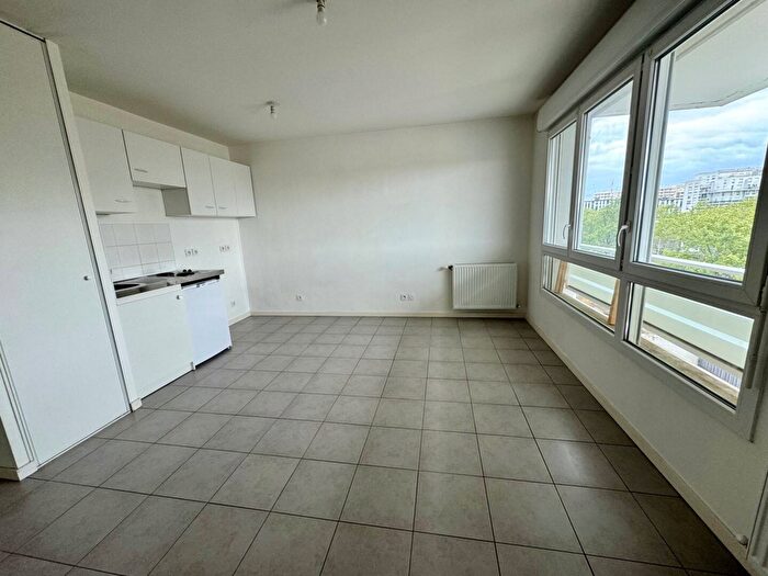 Appartement 1 pièce à louer - Saint Louis, Lyon 7ème arrondissement