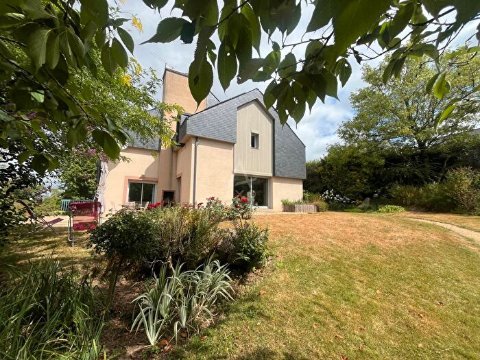 Maison 8 pièces à vendre à Montours