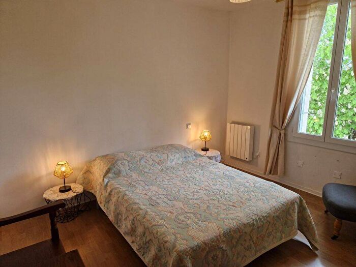 Maison 4 pièces à Bais, à louer
