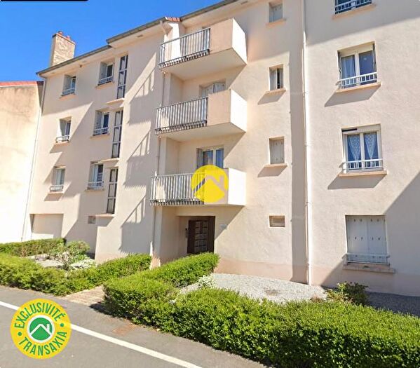 Appartement à vendre - Commentry - 1 pièce - 1 chambre