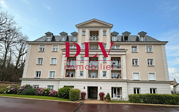 Appartement à vendre - Fontainebleau, Pleus - 5 pièces - 3 chambres