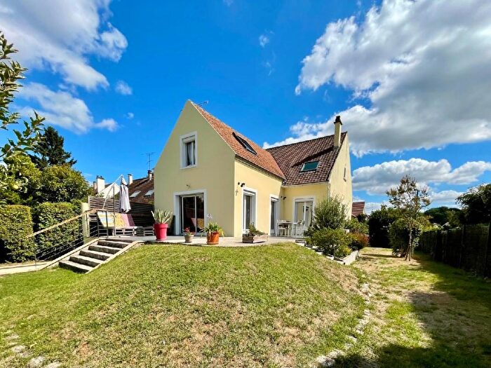 Viarmes - Maison 10 pièces à vendre