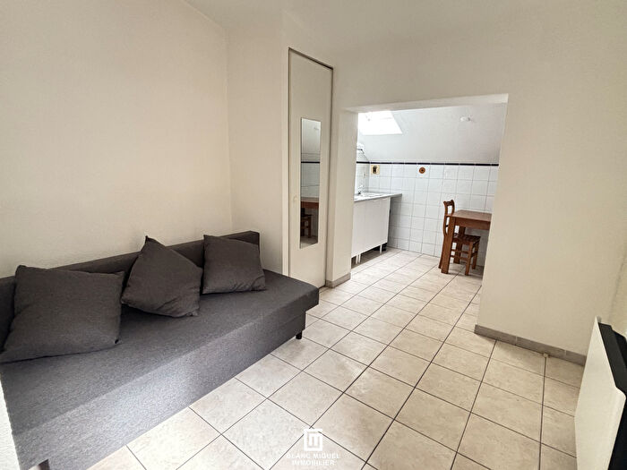 Appartement à louer - Bordeaux, Capucins, Saint-Michel - 1 pièce