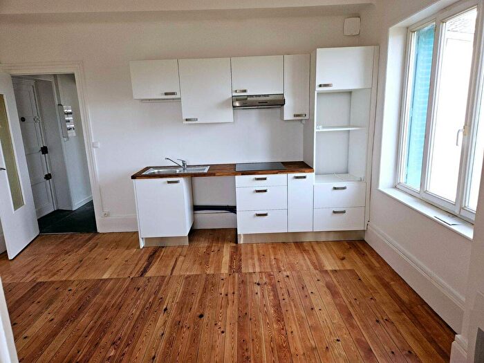 Appartement 2 pièces à Saint-Cyr-au-Mont-dOr, à louer