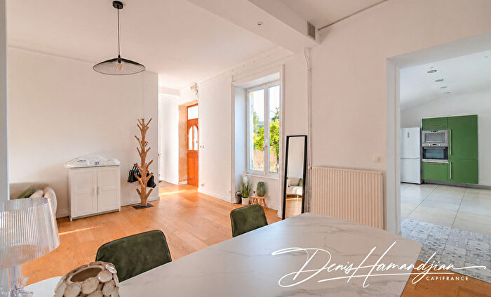 Neuville-sur-Saône : Appartement 3 pièces à vendre