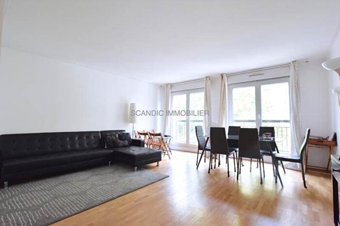 Appartement à louer - Colombiers, Issy-les-Moulineaux - 4 pièces - 3 chambres