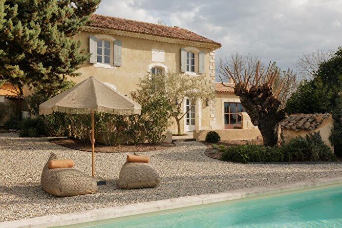 Saint-Saturnin-lès-Apt - Maison 6 pièces à vendre