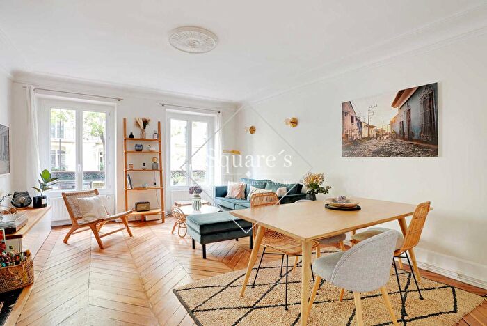 Paris 8ème, Mairie - Appartement 3 pièces à vendre