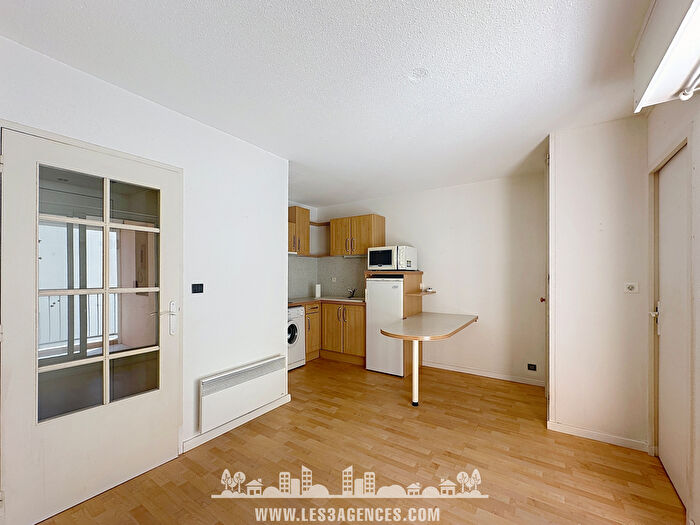 Appartement à vendre - Cavalaire-sur-Mer, Centre-ville - 1 pièce