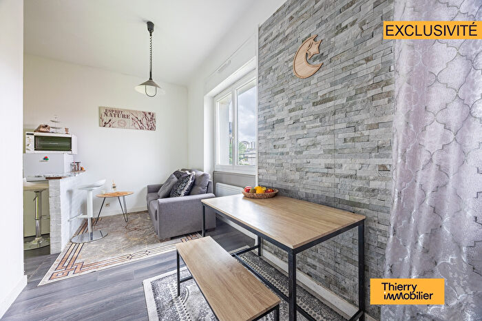 Nantes, Saint-Clément, Jardin des plantes, Caserne Lamoricière - Appartement 2 pièces à vendre