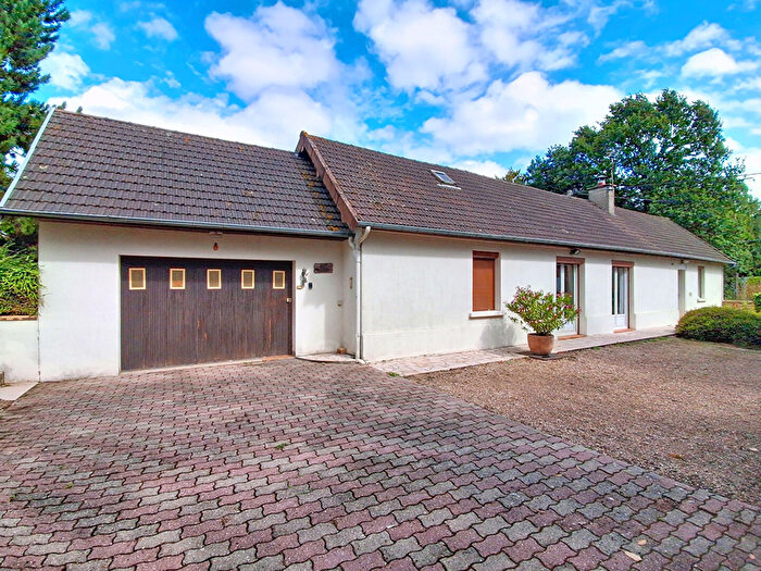 Maison à vendre - Étrépagny - 6 pièces - 4 chambres